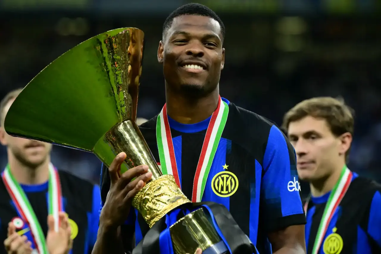 Denzel Dumfries 2026: Carriera, Inter, Moglie, Statistiche e Futuro nel ...